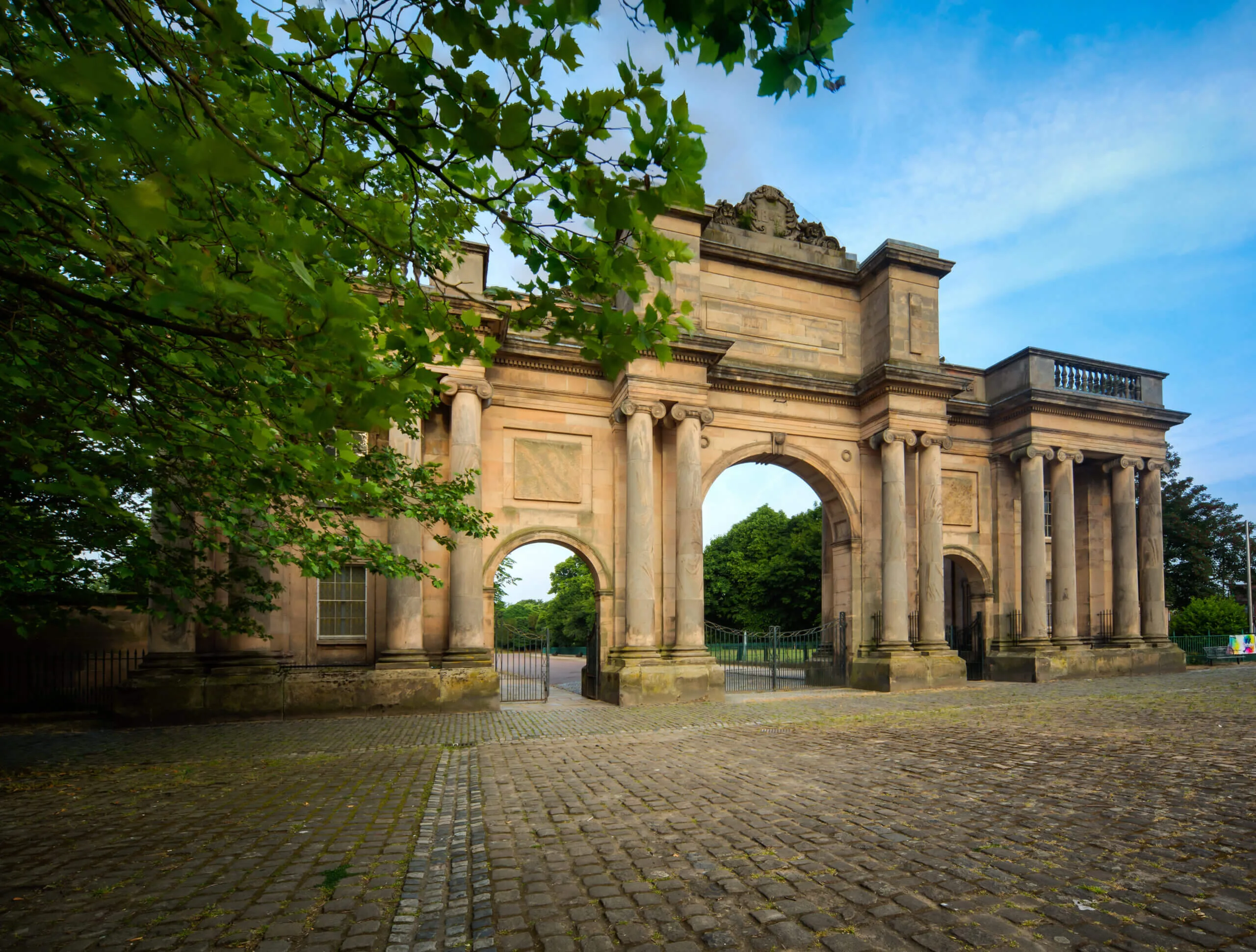 Birkenhead MEWP Hire | Spider MEWPs & Scaffold Towers